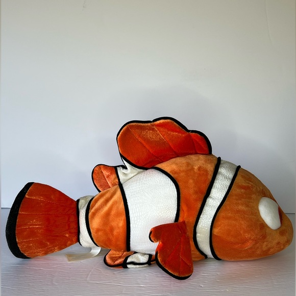 Disney | Toys | Disney Store Nemo 6 Plush Stuffed Toy Finding Nemo ...